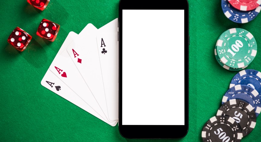 How to Play Sequence? | Game Rules & Tips